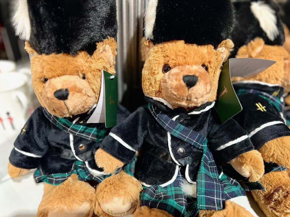 The Famous Harrods Teddy Bears | Plate & Place